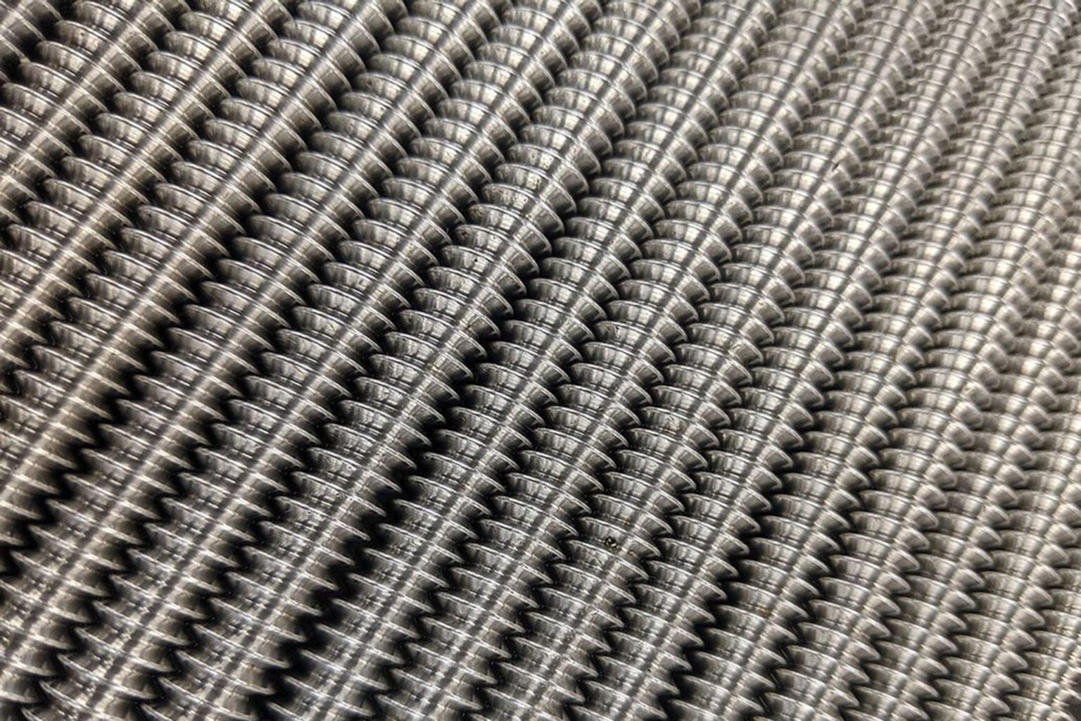 A Quick Guide to Unified Threads - Rolled Threads Unlimited